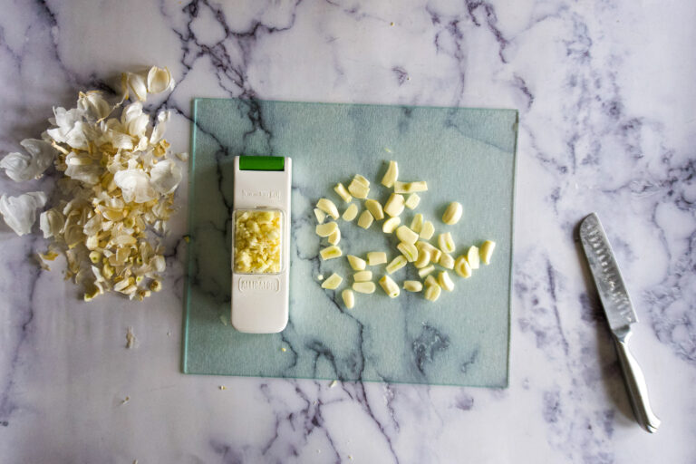 How To: Dehydrated Garlic { An Easy Tutorial} - Crave The Good