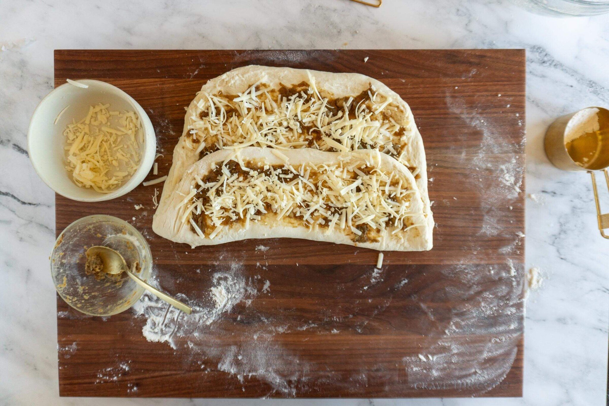 Caramelized Onion & Gouda Sourdough Bread - Crave The Good